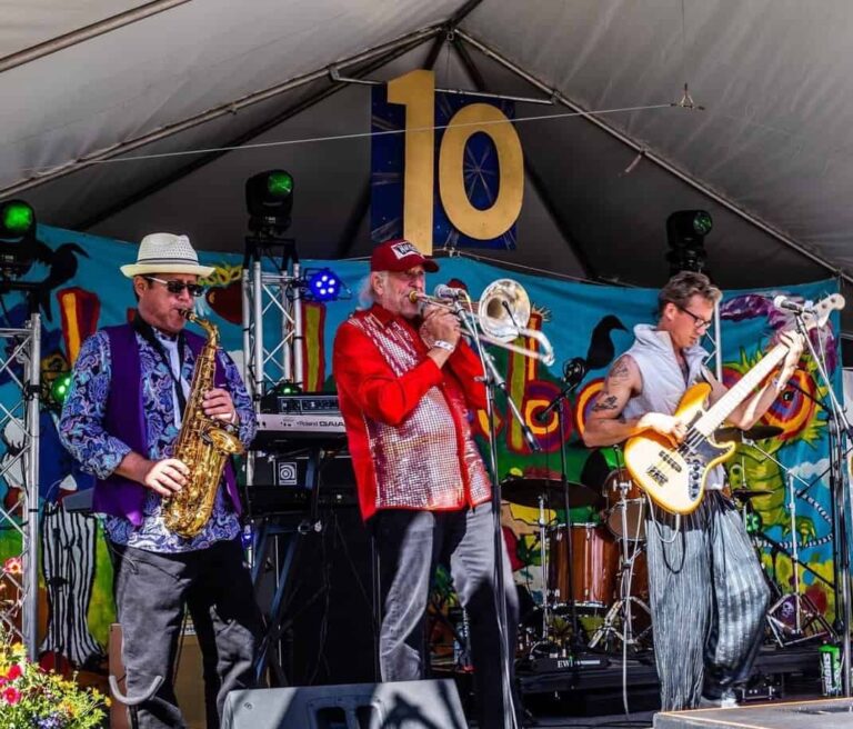 Naughty Bits to play last concert in the park - Journalaz.com